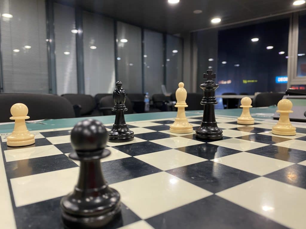 Attacking the opponent effectively - Killer Chess Training